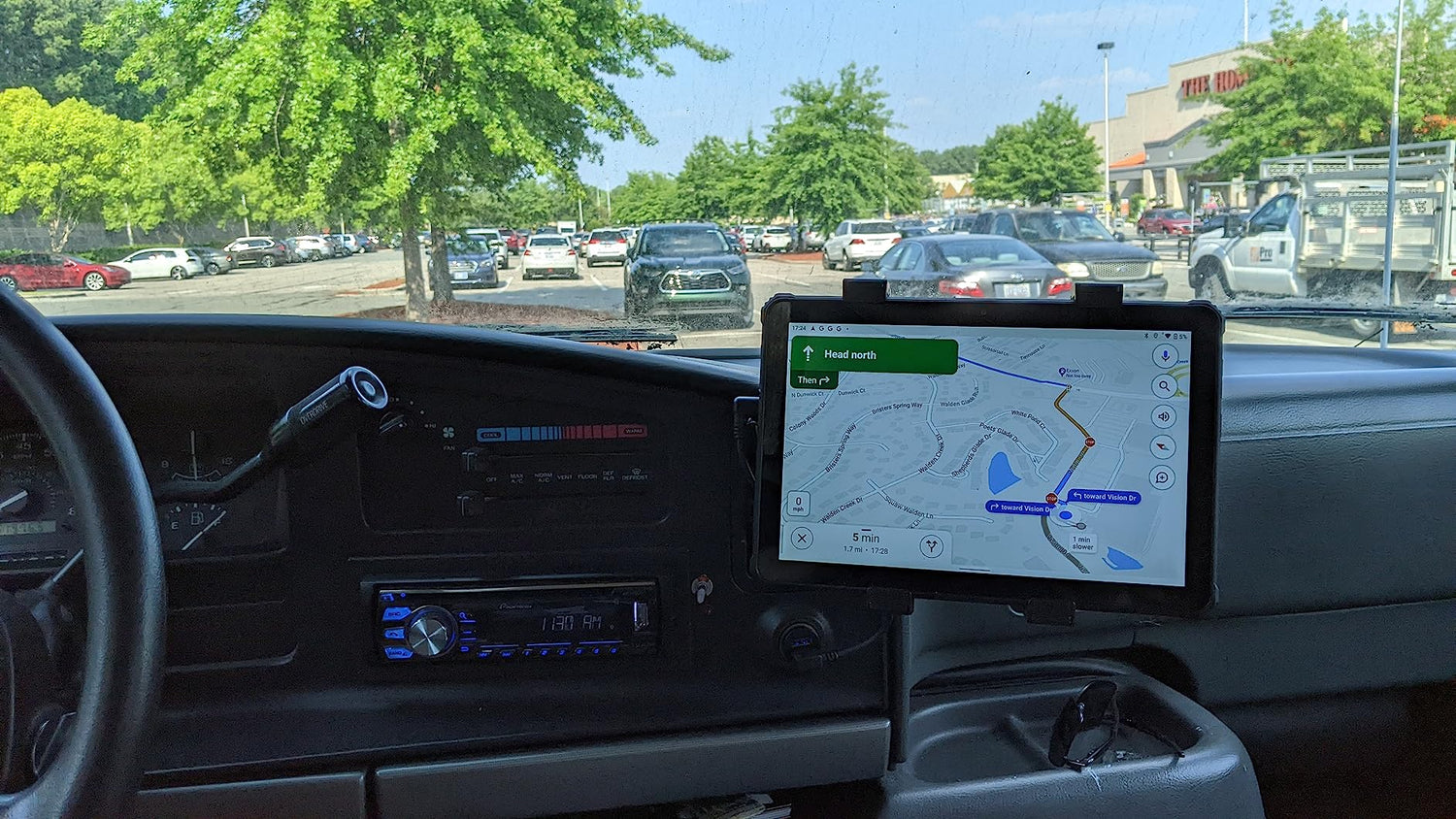 Top 6 Car iPad Holders for Ultimate Backseat Entertainment – CPW Truck ...